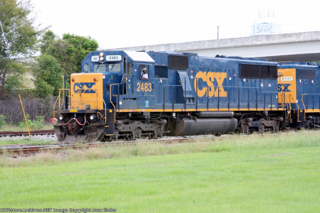 CSX 2483